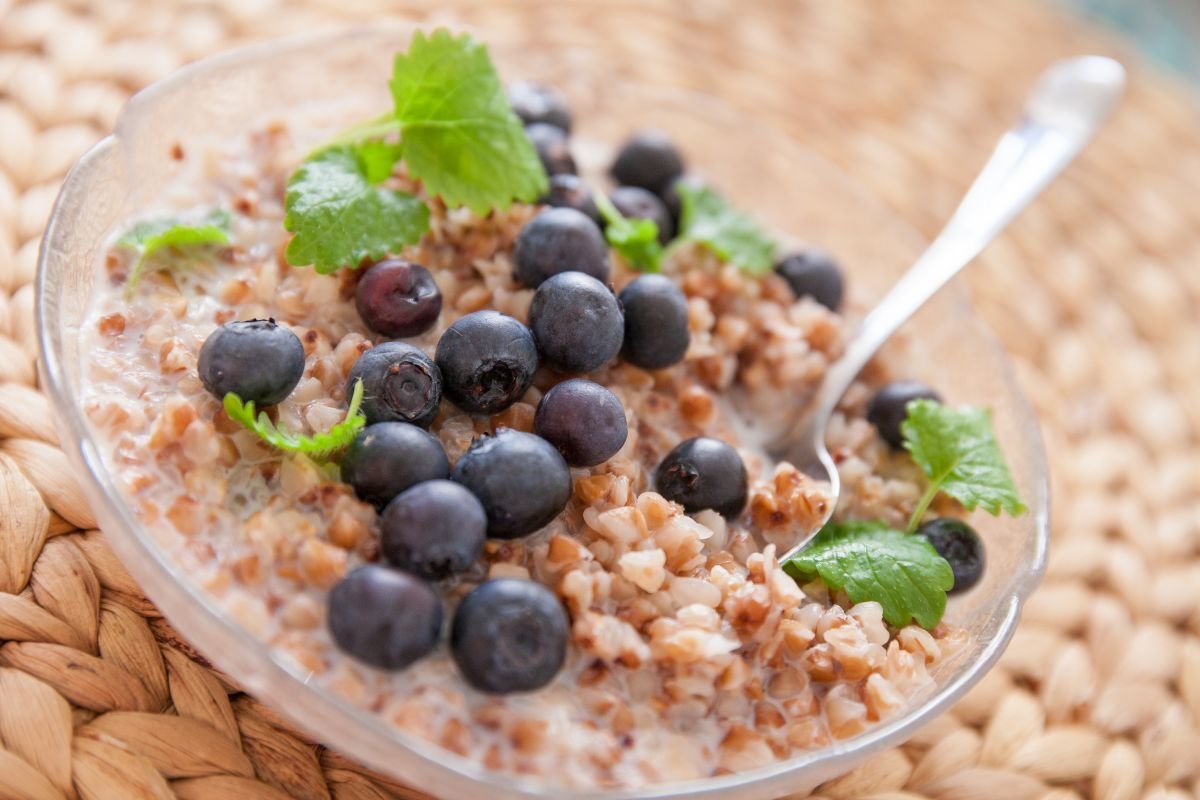 Grikių košė pusryčiams ir naujas grikių košės receptas