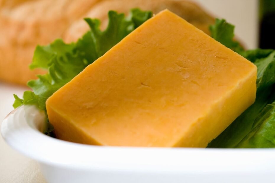 Medžiotojų sūris - skanėstas su dūmo aromatu. Pasigaminkite